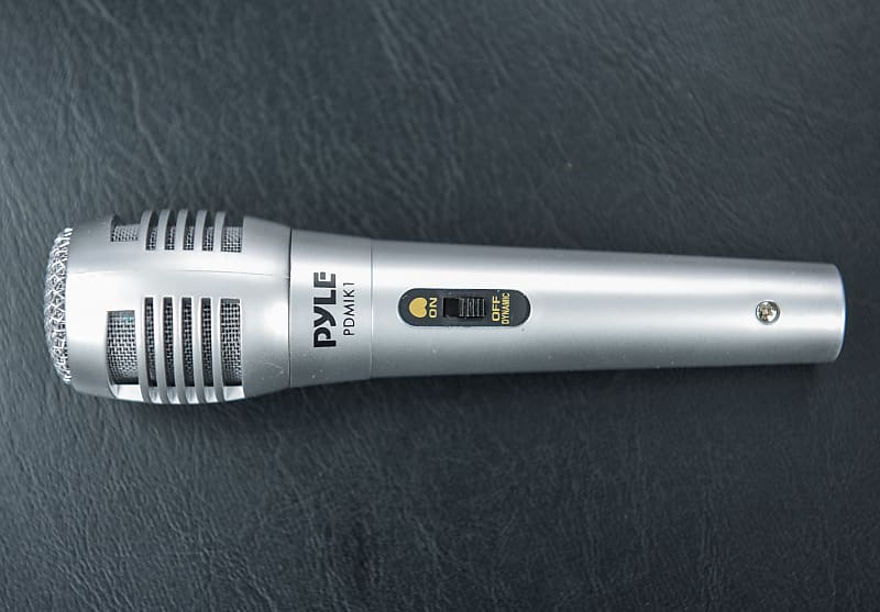 Pyle PDMIK1 Professional Moving Coil Dynamic Microphone | Reverb