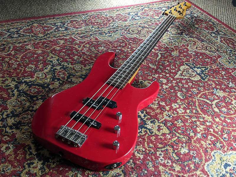 Charvel- CHS4 bass MIJ | Reverb