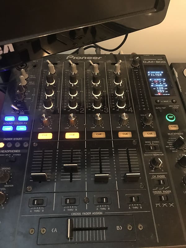 Pioneer DJM-800 | Reverb