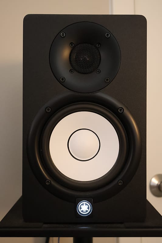 Yamaha HS5 5" Powered Studio Monitor (Pair) 2015 - Present - | Reverb