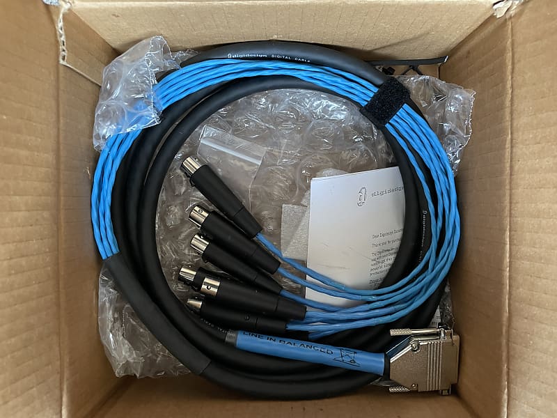 Avid Digisnake DB25 - XLR (M) | Reverb