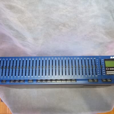 Samson D-2500 Digital Dual 31-Band Equalization System | Reverb