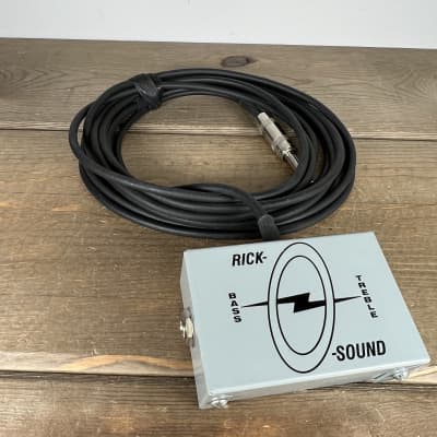 Rickenbacker Rick-O-Sound Splitter Box | Reverb