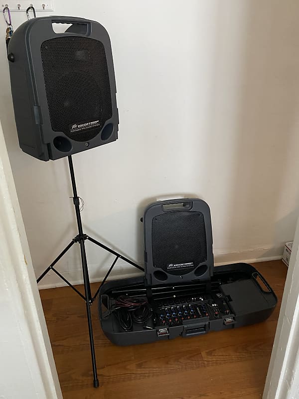 Peavey Escort 3000 Portable PA System | Reverb Peavey Escort 3000 Portable PA System | Reverb
