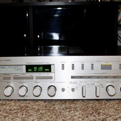 1980’s Yamaha R-2000 Natural Sound Monster Stereo Receiver | Reverb