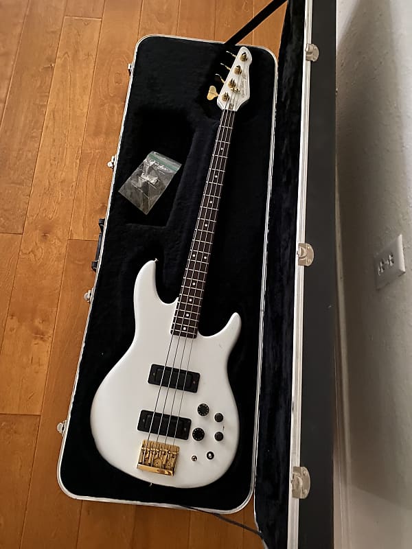 Peavey Dyna Bass 1989 - White | Reverb