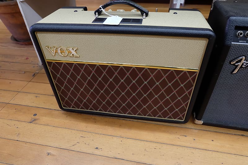 Vox AC-10 | Reverb