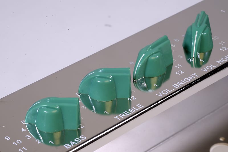 Four Seafoam Green Chicken Head Amp Knobs New With Brass | Reverb UK