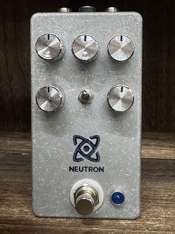 Neutron Case Study Effects Compressor | Reverb