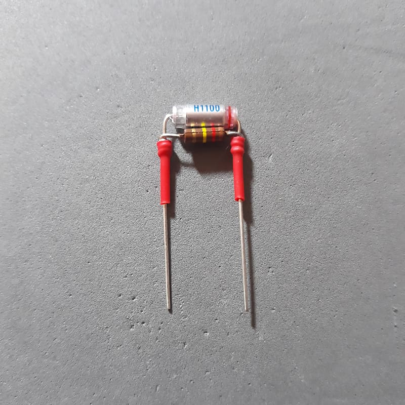 TREBLE BLEED KING "TBK Spec Red Stripe" 1.1nF Polystyrene | Reverb