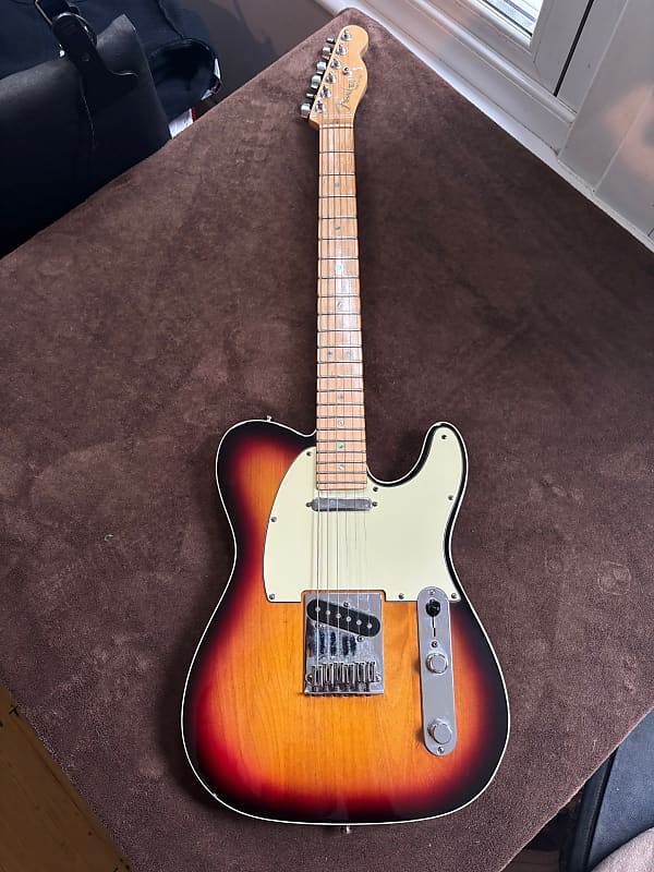 Fender Telecaster 2009 - 3 tone sunburst | Reverb