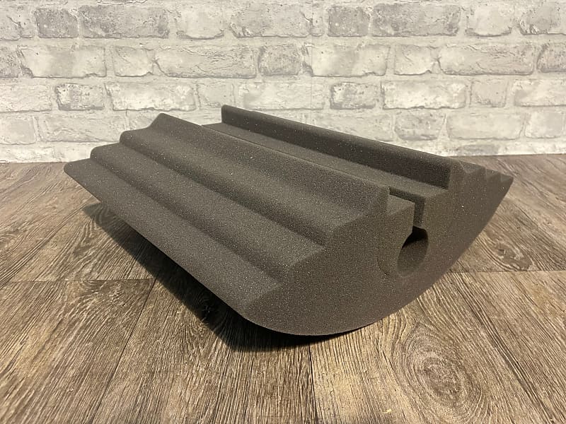 Foam Bass Drum Dampener EQ Cushion 16" / Accessory / Hardware | Reverb