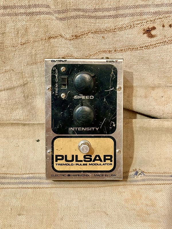 Electro-Harmonix Pulsar Tremolo Pulse Modulator 1978 | Reverb