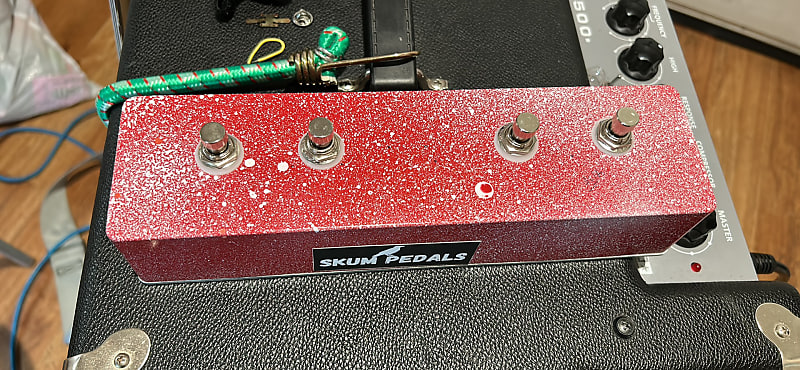 Skumpedals Footswitch fs44 2024 - Red/white | Reverb