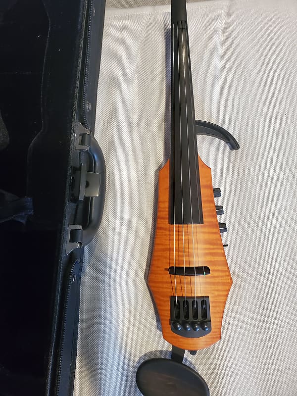 NS Design CR4 Electric Violin Maple $3599 | Reverb