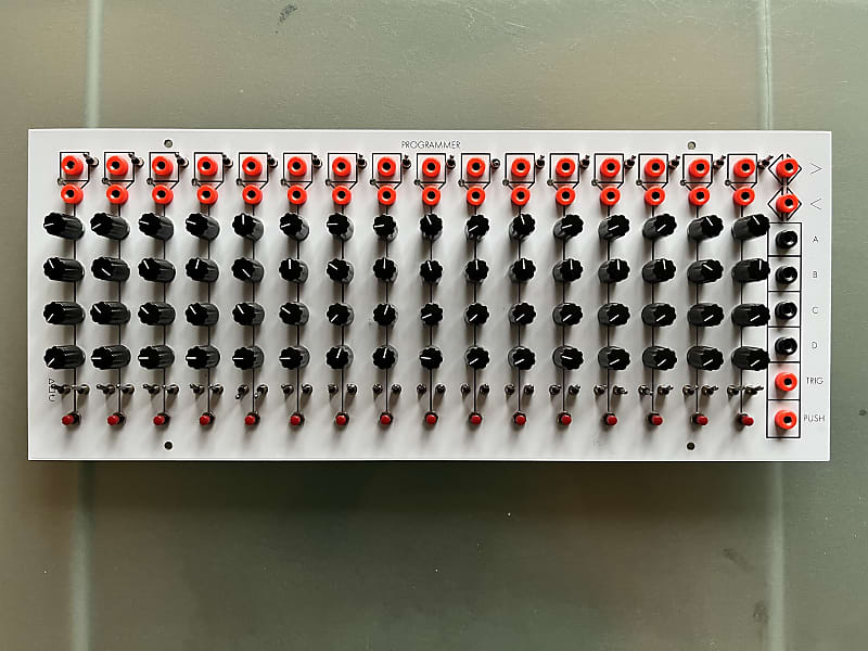 Serge Programmer CGS bpoot version 2022 - Like New | Reverb