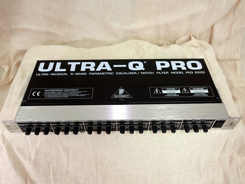 Behringer PEQ2200 Ultra-Q Pro Parametric Equalizer | Reverb