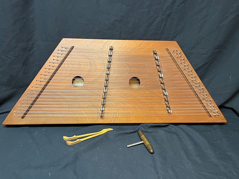 Dusty Strings D10 12/11 Hammered Dulcimer w/case (used) | Reverb
