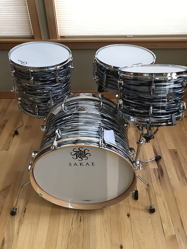 Sakae Trilogy 3 pc Black Oyster Pearl Drums 12/14/20 | Reverb