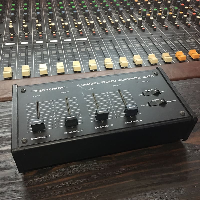 Realistic 4 Channel Stereo Microphone Mixer 32-1105A Lo-Fi | Reverb