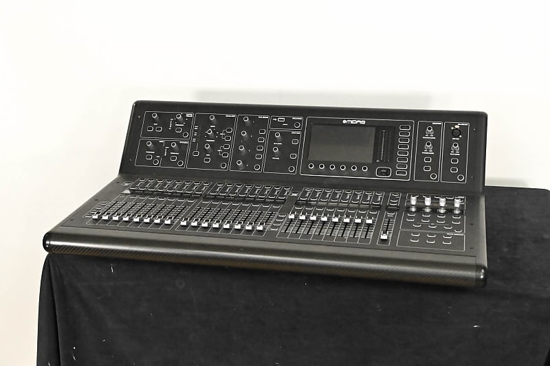 Midas M32 40-Channel Digital Audio Mixing Console CG01RGD | Reverb UK