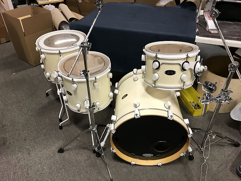 PDP 805 Series 4 piece drum set 2017 white/white hardware | Reverb