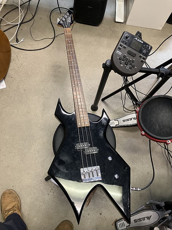 B.C. Rich Warlock Bass 2001 | Reverb