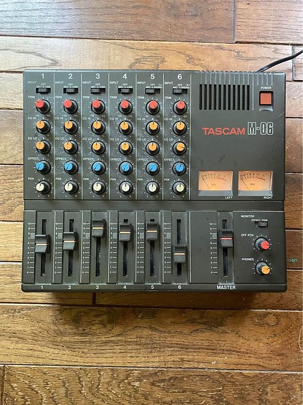 TASCAM M-06 | Reverb