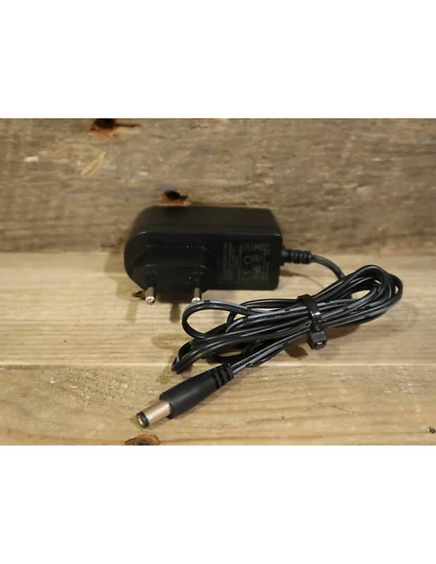 Adapter 9 Volt 500mA (Model: YS12-0900500) | Reverb