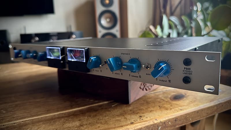 Audio & Design Recording (ADR) f600 stereo limiter clone by | Reverb