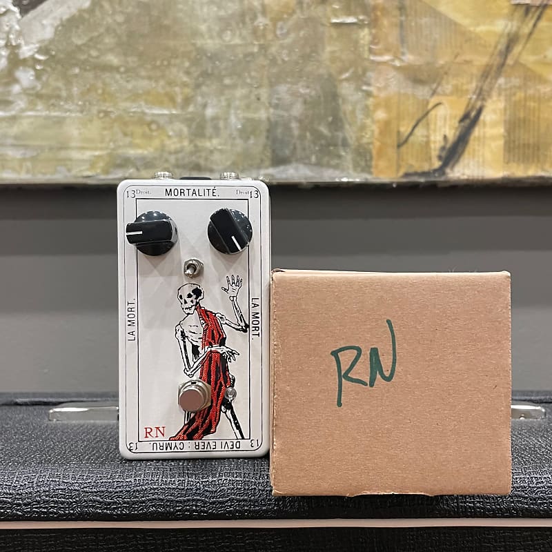 Devi Ever : CYMRU Ruiner La Mort Fuzz | Reverb