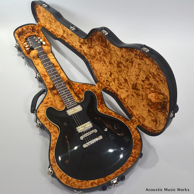 Calton Cases Collings I-30, I-35 Flight Case, Black, Gold | Reverb