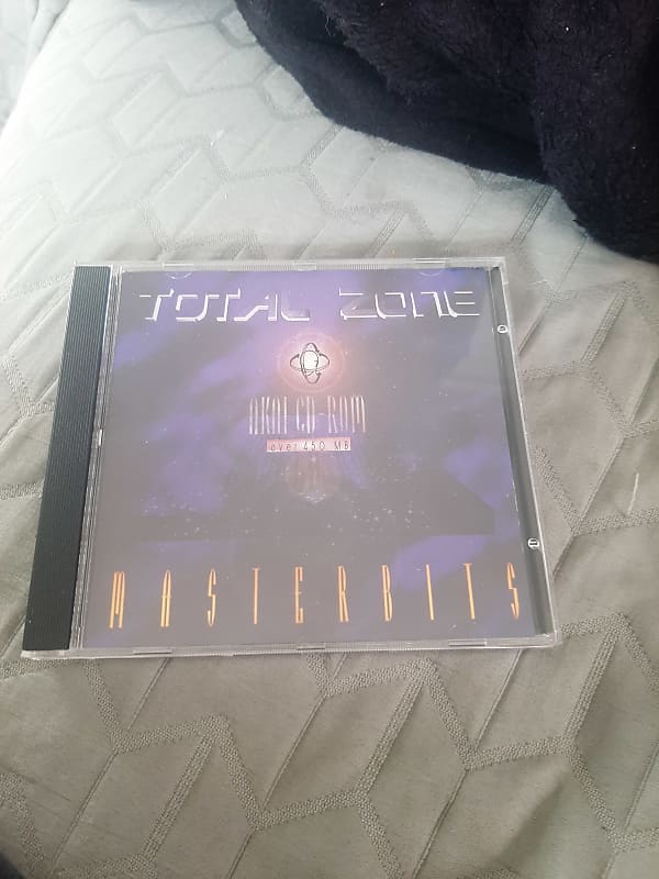 Masterbits Total Zone - AKAI Sampling CD | Reverb