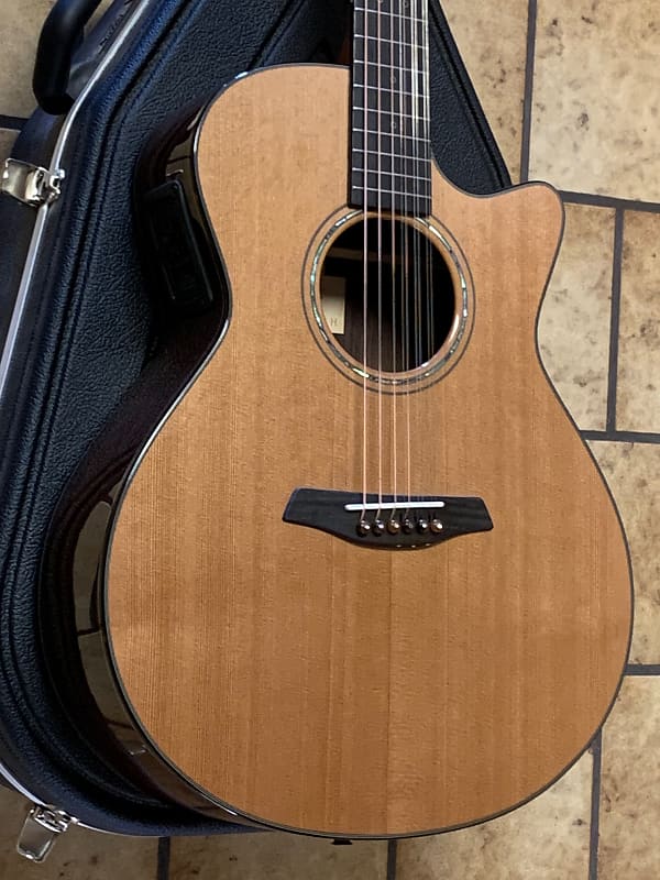 Used Furch Yellow Gc-CR 9 String Cedar with Indian Rosewood | Reverb