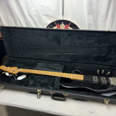 G&L USA L-2000 L2000 4-string Bass with Case 1993 - Black / | Reverb