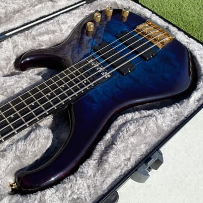Modulus Quantum 5 5-String Bass Guitar, Q5, Graphite Neck | Reverb
