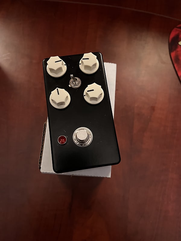 Aion effects (rat clone with Ruetz mod Rat clone Flat black | Reverb