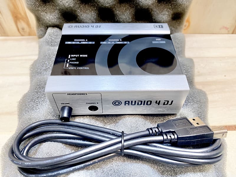 Native Instruments Audio 4 DJ | Reverb