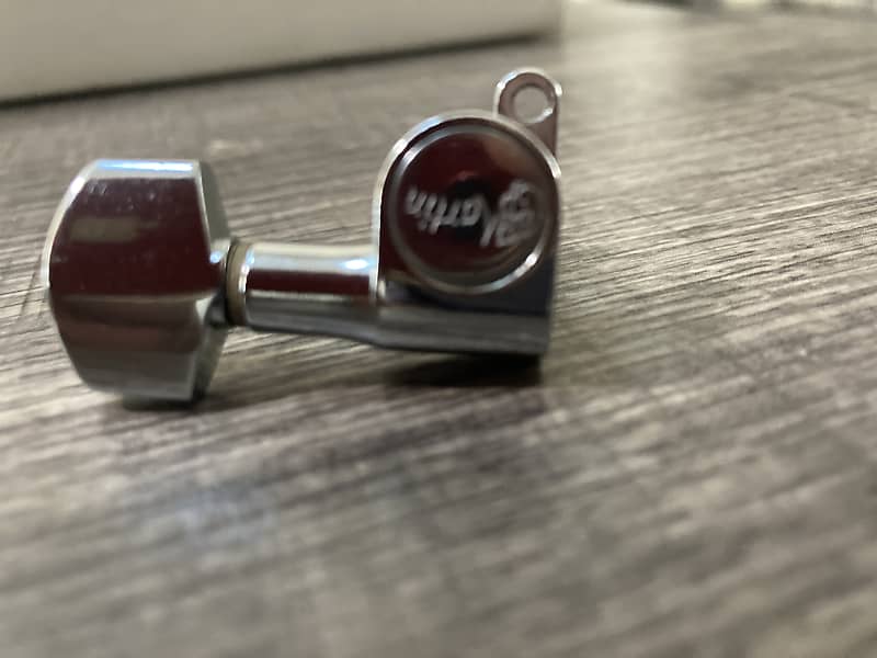 Martin Bass side guitar machine head vv 2017 - Chrome | Reverb