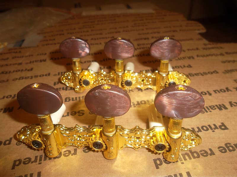 Rubner #4 tuners - polished gold w/ rosewood buttons | Reverb