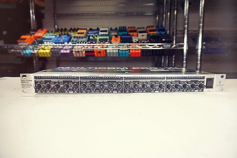 Behringer Multicom Pro-XL MDX4600 4-Channel Audio | Reverb UK