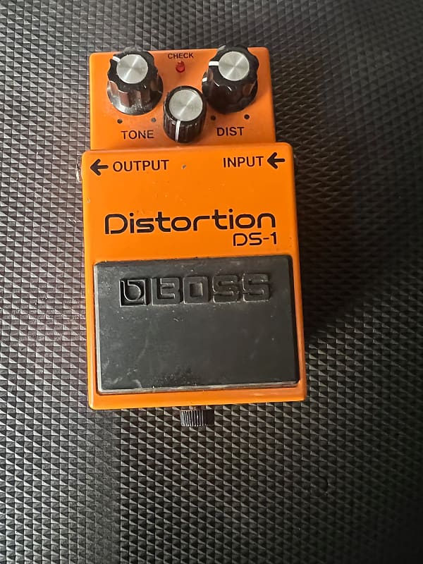 Boss DS-1 Distortion (Silver Label) 1994 - Present - Orange | Reverb