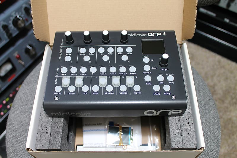 Midicake Arp Arp 2023 - Grey | Reverb