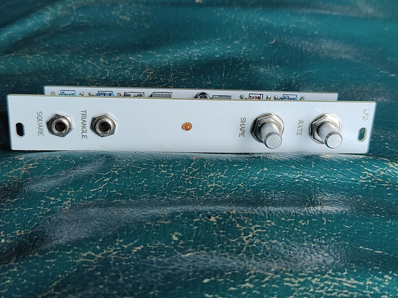 DIY LFO Eurorack Moduld | Reverb