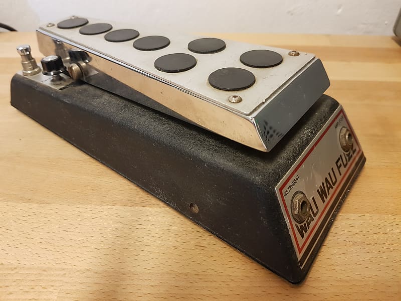 Wau Fuzz Wha pedal ( Ibanez ) 70s full working ! Wau Fuzz | Reverb