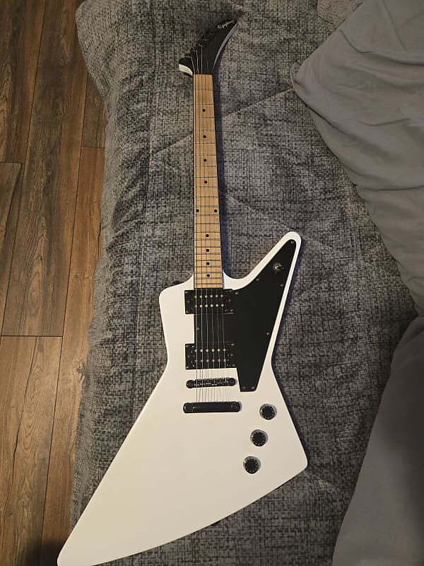 Epiphone Explorer 2009 - Negative | Reverb