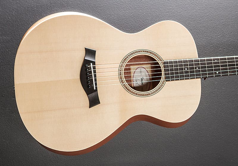 Academy 12E | Reverb