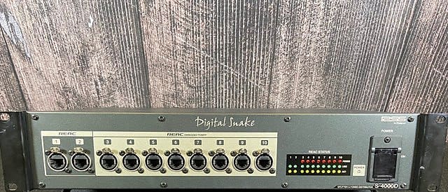 Roland S-4000D Splitter and Power Distributor (Orlando, FL | Reverb