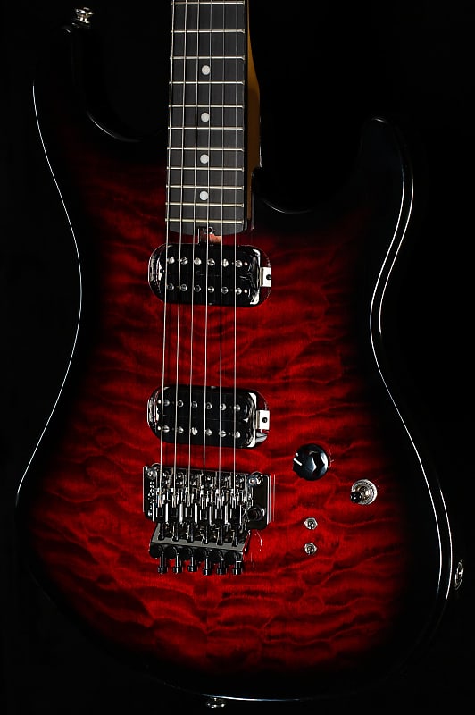 Kramer 84 HH Quilt Red Burst (103) | Reverb