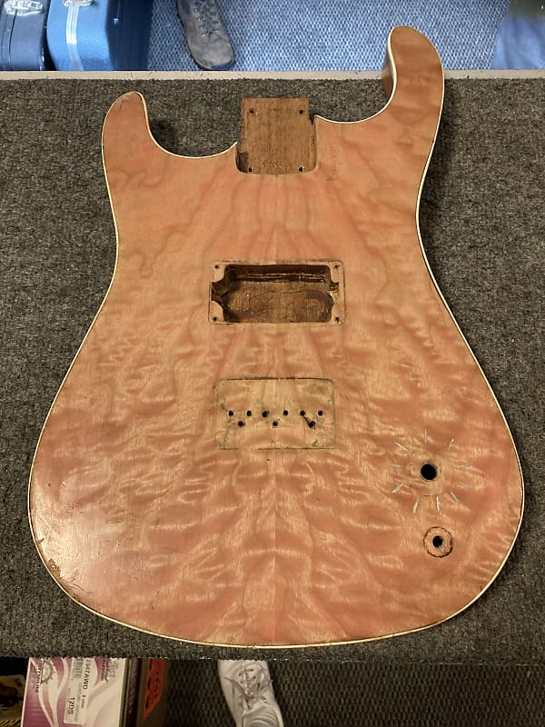 strat-style left-handed guitar body | Reverb